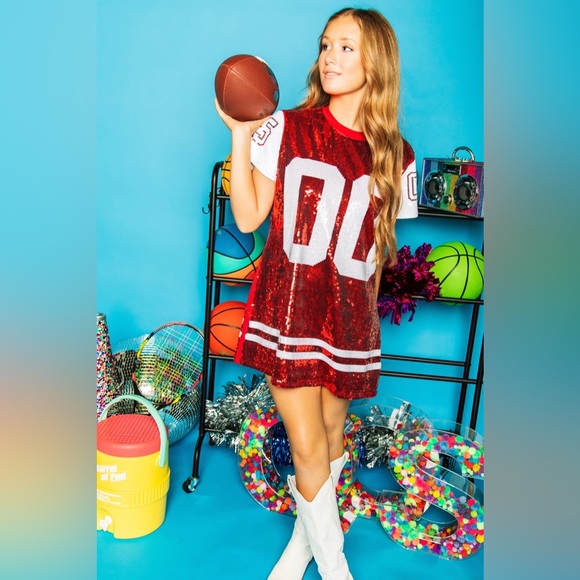 QUEEN OF SPARKLES | Dresses | Queen Of Sparkles Full Sequin Queen ...